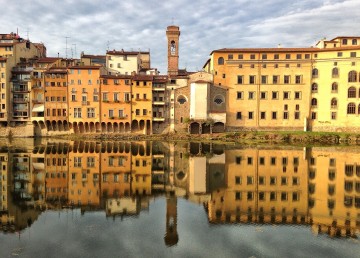 Buses to Florence Paper Lantern Festival 2025 | FlixBus